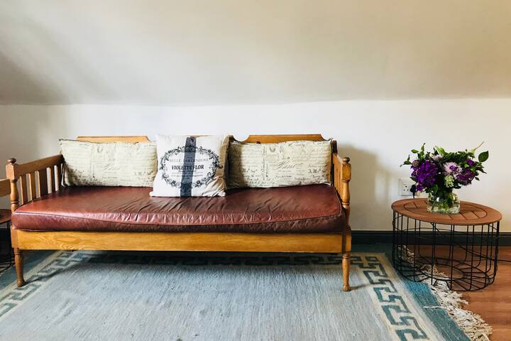 Meulstroom Tree House Studio Apartment - Stellenbosch