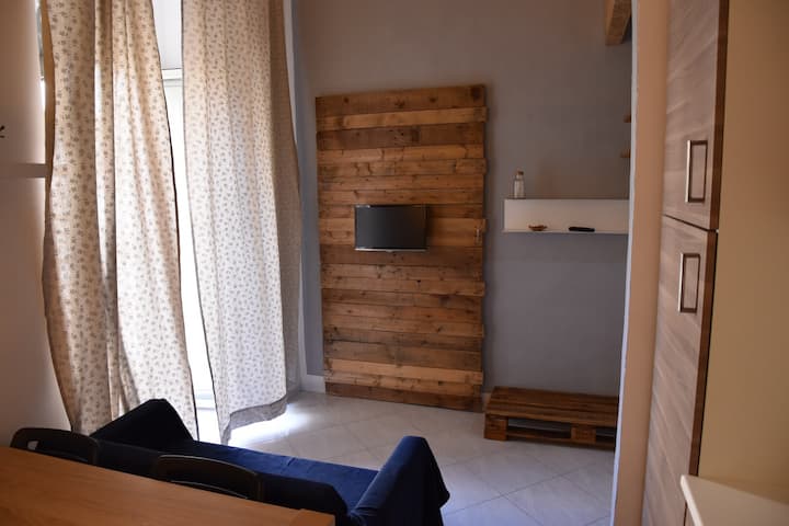 Loft Centro Storico Con Parcheggio - Napoli