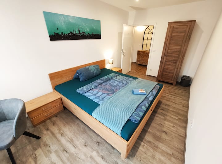 Gost - 1 - Spacious, Central Double Room - Nuremberg