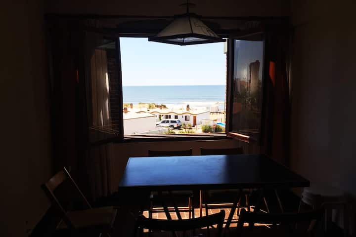 (138 Y 1) Dpto. Con Vista Al Mar En Villa Gesell - Villa Gesell