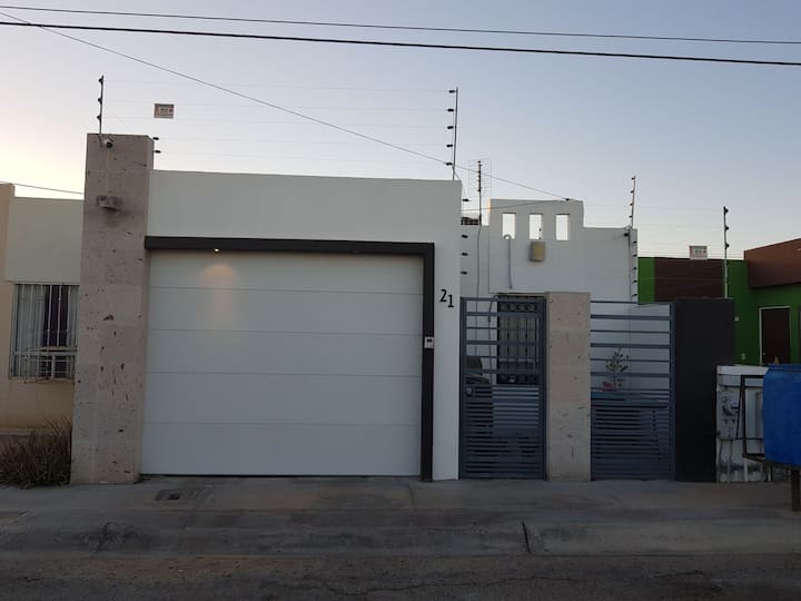 Casa En San Luis Río Colorado, Sonora. - San Luis Río Colorado