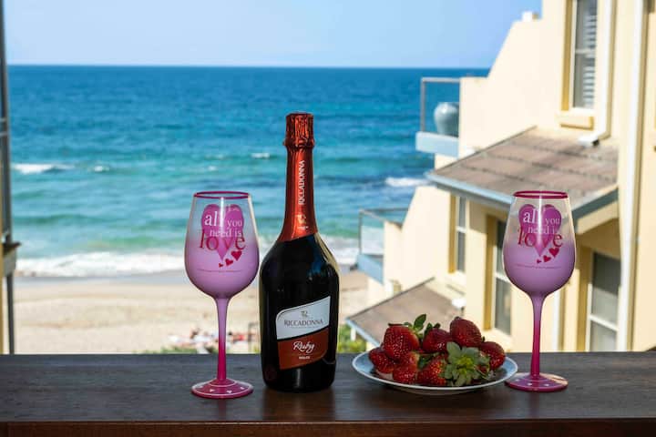 Golden Sands Absolute Beachfront Property - Norah Head