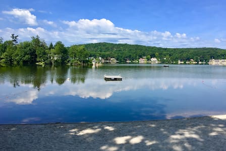 Lake Gerard Vacation Rentals & Homes - Hardyston Township, NJ | Airbnb