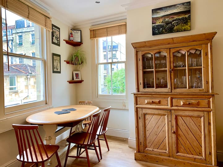 Beautiful Apartment In Georgian Coachhouse - Bath