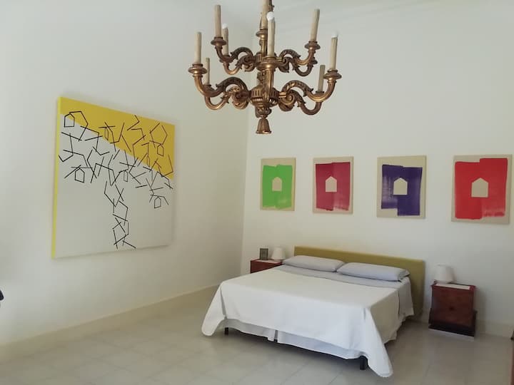 Due Stanze Eleganti  In Affitto Sulle Mura Leccesi - Lecce