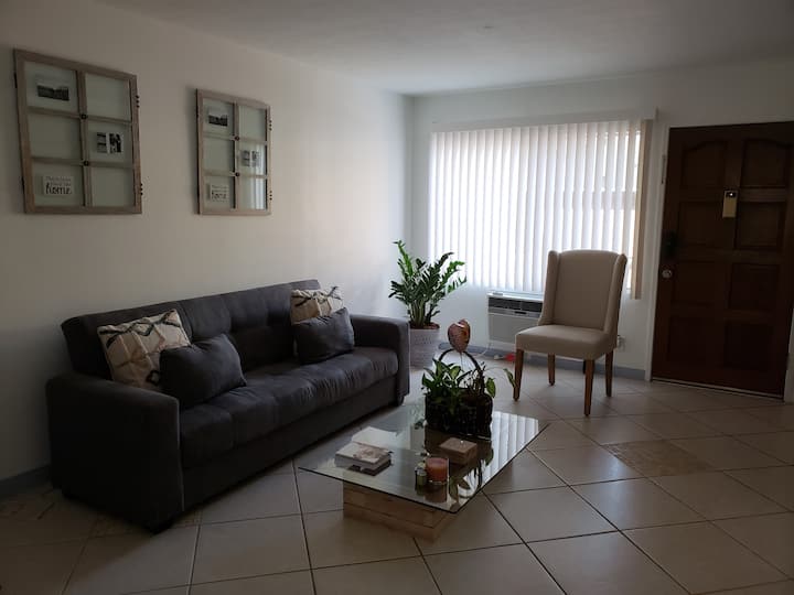 Beautiful Condo In Desired South Coast Metro Area - Costa Mesa, CA