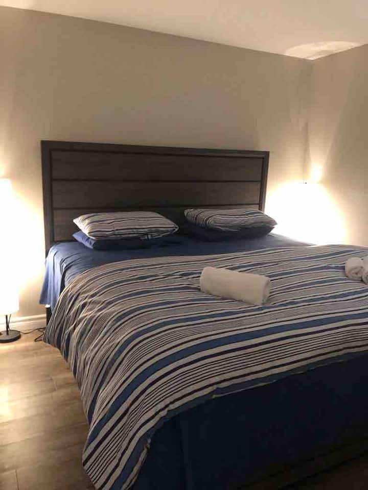2 Bedroom Basement Apartment For Short Stay - Oshawa