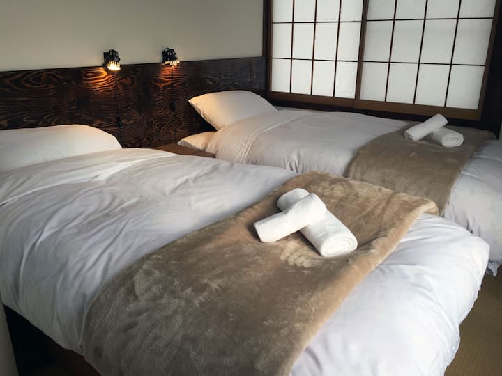 Yuki's House 
A 1 Minute Walk From Hakuba Station! - Hakuba