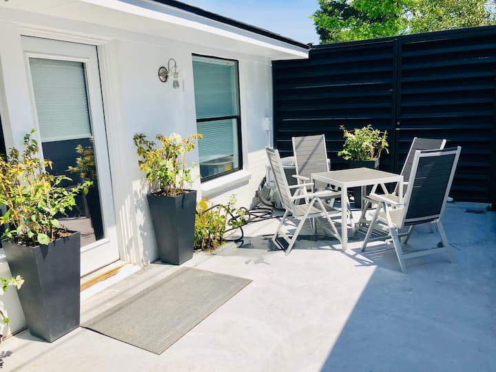 King Bed Private Guest Apartment In Memorial City - Houston, TX