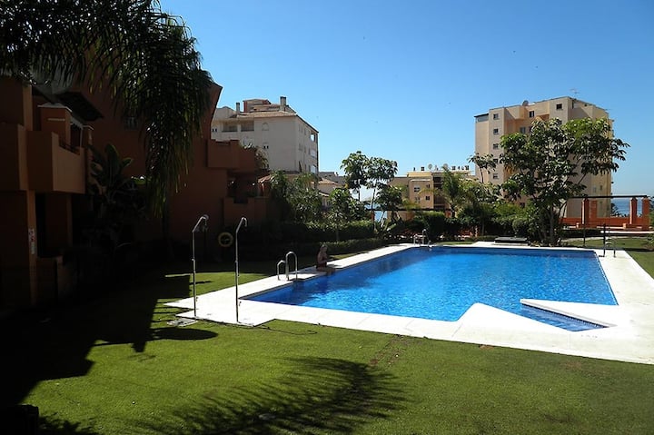 Ground Floor Modern 3 Bed Apartment Estepona Port. - Estepona