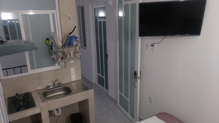 Gb4. Estudio Independiente - Casa Celia Mormont - Mexico City