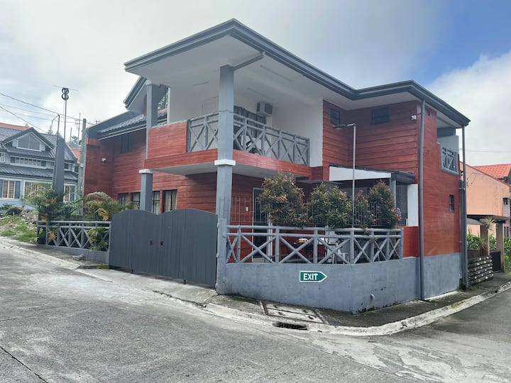 “Classic Country Home” - Alfonso