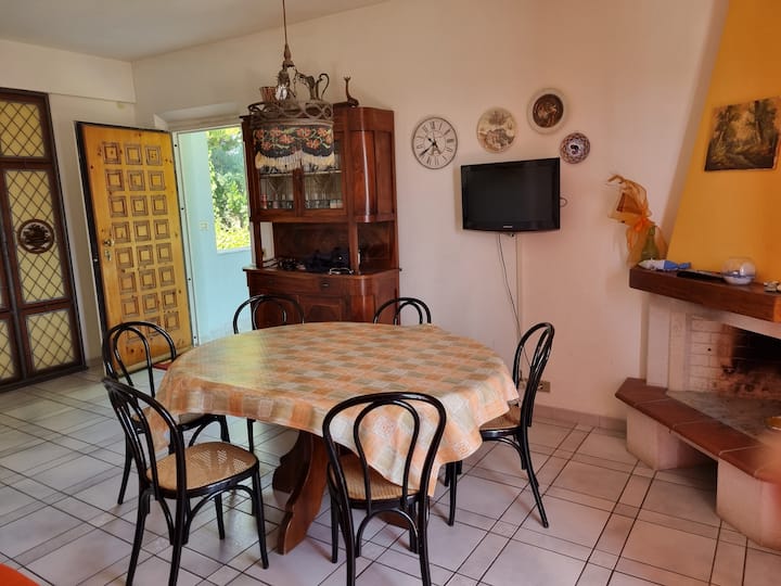 Casa A Schiera, Con Ingresso Autonomo E Giardino. - Numana