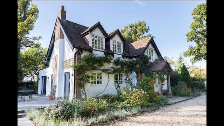 Idyllic Brockenhurst Cottage W Forest Access - Brockenhurst