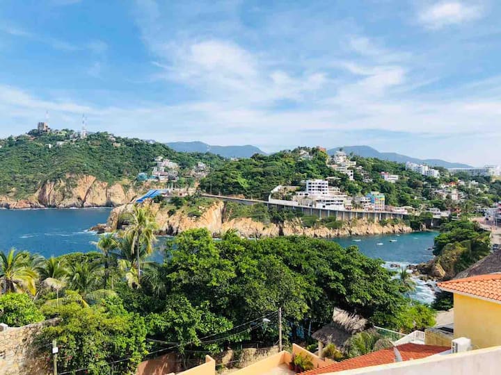 Casa Alicia En La Quebrada - Acapulco