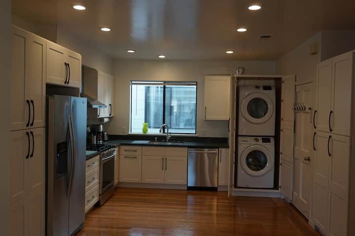 ️Stunning Luxury Apt, 5 Star Reviews, Laundry, - San Francisco, CA