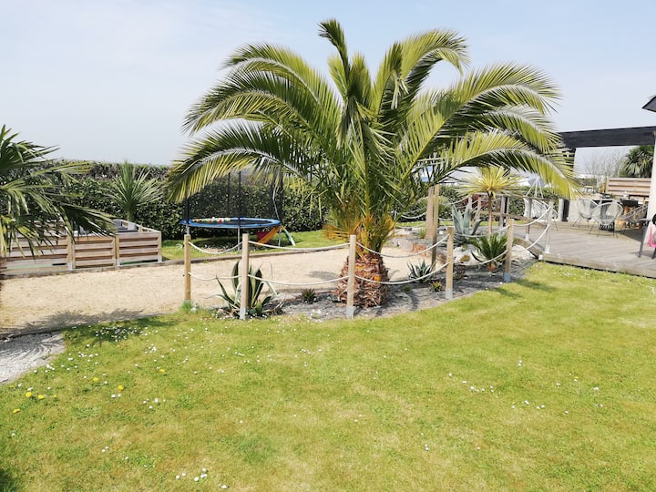 Maison 150 M2 4 Chambres Avec Spa . Parking Privé. - Morlaix