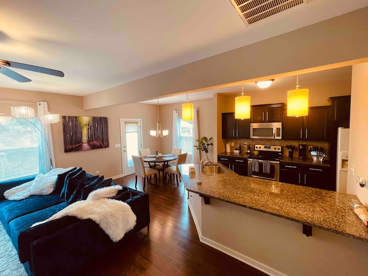 Entire Luxurious Home. Charlotte. - Harrisburg, NC