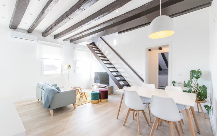 Estupendo Duplex En El Centro De Madrid - Madrid