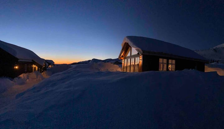 Flott Familiehytte Med Fantastiske Turmuligheter - Norway