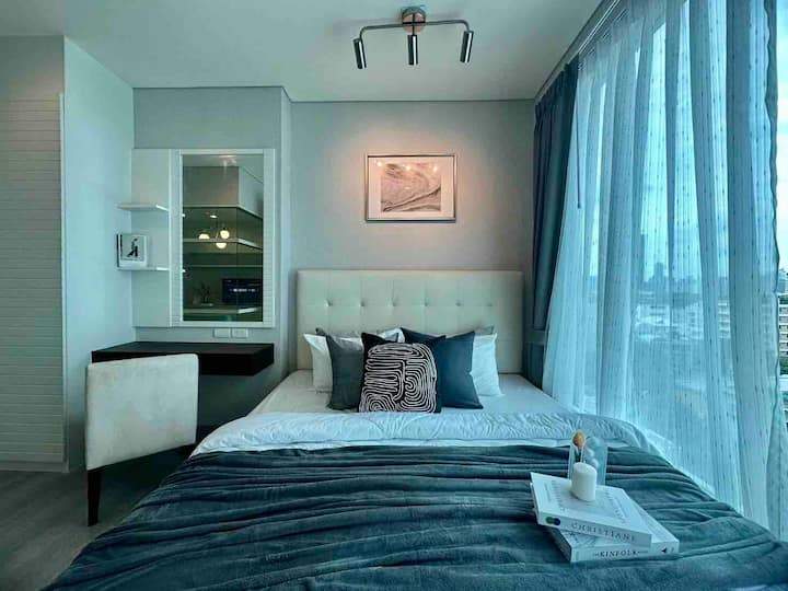 1br+big Couch+airmat Pool Wifi 24hr - Bangkok