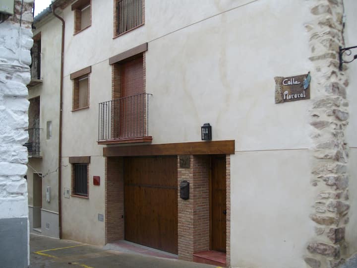 Casa Rural Pilar Almedíjar · Sierra De Espadán - Segorbe