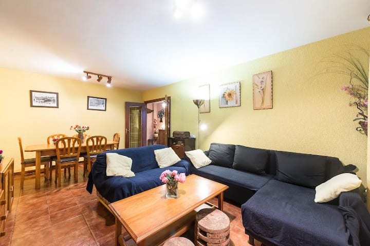 NICE FAMILY APARTMENT 120SQ. METER - Apartments for Rent in Madrid ...