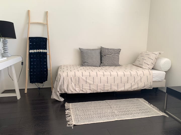 2 Design Rooms Near Amsterdam - Volendam