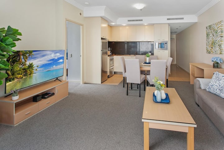 Central City Apt W/ King Bed, Pool, Gym & Sauna - Brisbane