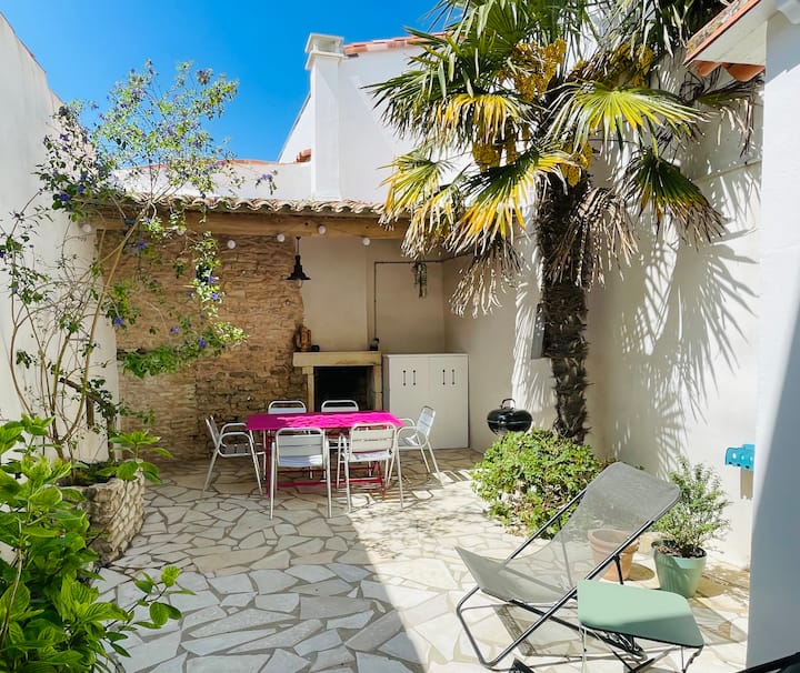 Charmante Maison Couardaise - レ島