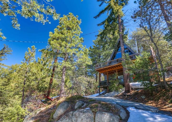 Secluded A-frame Cabin Just Minutes From Town - Idyllwild-Pine Cove, CA