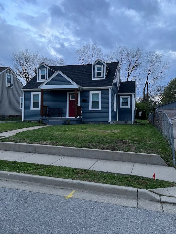 Red Door Retreat - Lexington, KY