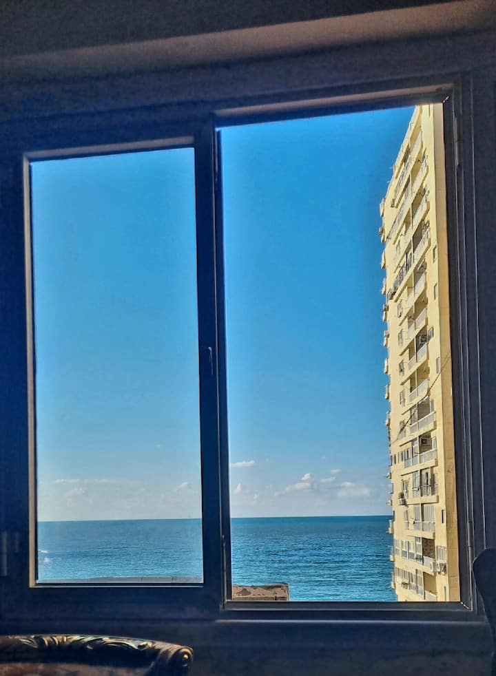 Direct View Of The Sea 
(Beside The Hilton(4 Bed - Alexandrie, Égypte