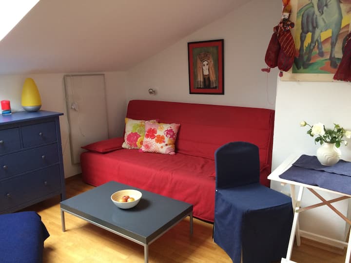 Privatroom Near Munich Trade Fairs / Messe München - München