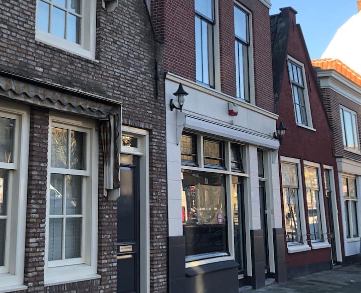 Monumental Town House In City Center Of Leiden - Leiden