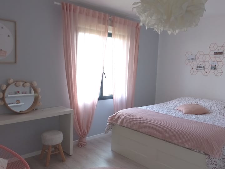 Grande Chambre Au Calme - Orléans