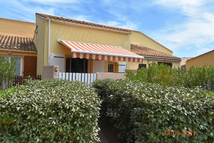 Maison T3 150 M De La Mer Et Proche Centre Ville - Saint-Pierre-la-Mer
