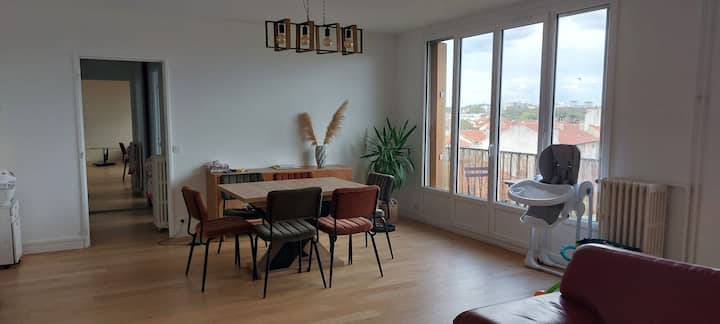 Grand Appartement Très Proche De Paris. - Maisons-Alfort
