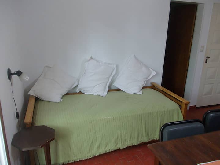 Habitacion En Quinta Familiar En Lujan - Luján