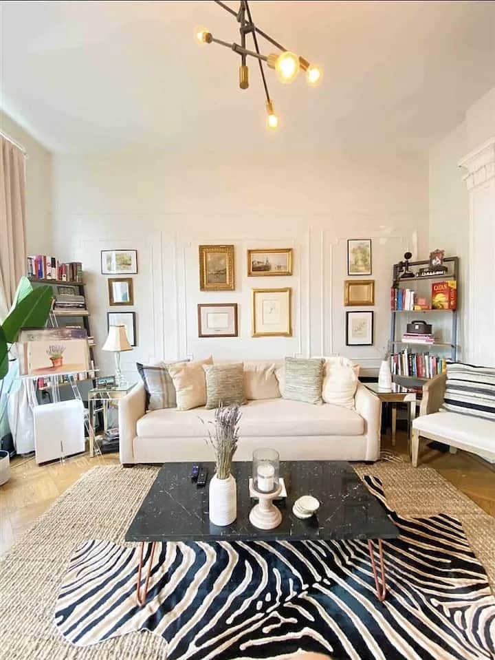 Rare 2br Brownstone Parlor W/ 11 Ft. Ceilings - Hoboken