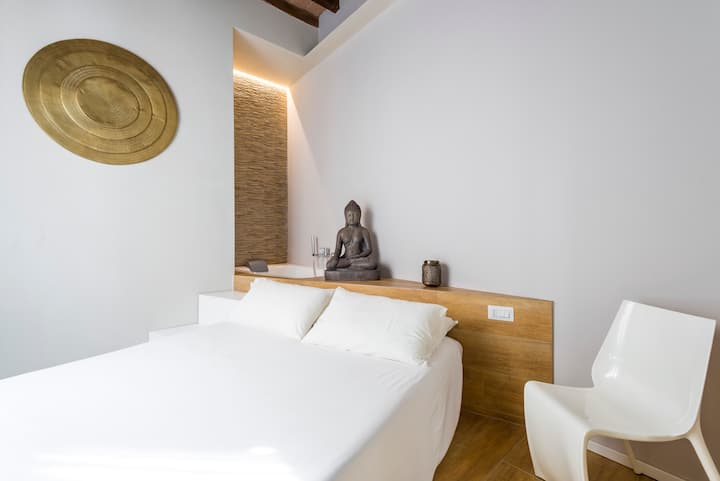 Zen Loft - Suite Con Jacuzzi Nel Cuore Di Modena - 모데나