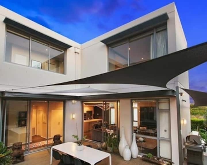 Luxurious Home Near Coogee Beach With Heated Pool - Coogee