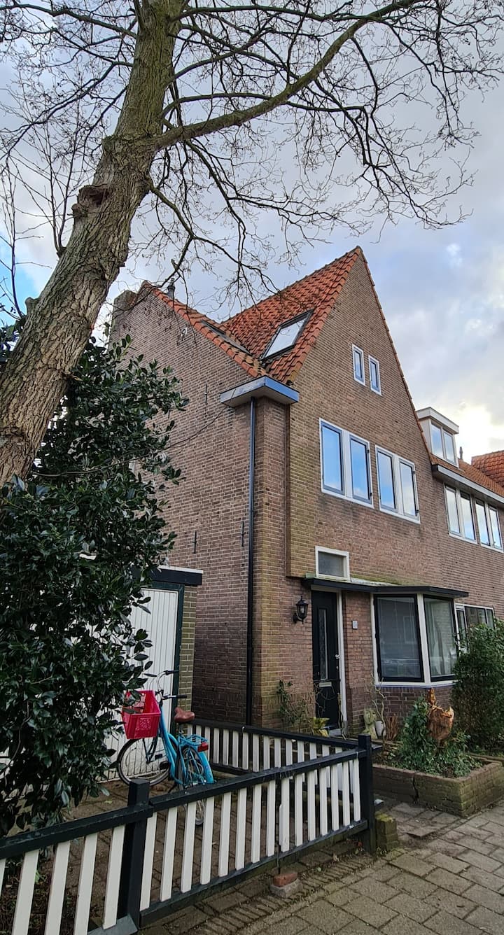 Hoekwoning Oranjepark Voor Langere Duur - Leiden