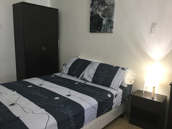 Condo Studio @Mplace W/ Wifi, Netflix, Skycable Tv - Quezon City