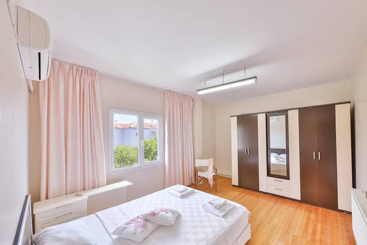 Alaçati'da Ilica Plajina 500 Metre Dai̇re - Alaçatı
