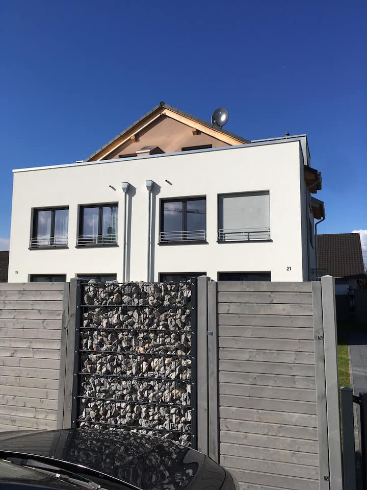 House Near Bonn And Cologne. 5 Min. Walk To Rhine - Bonn