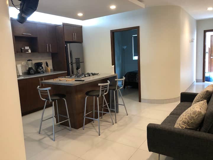 New Apt 1 2br A/c Garage Seguro 8”altura - Ensenada