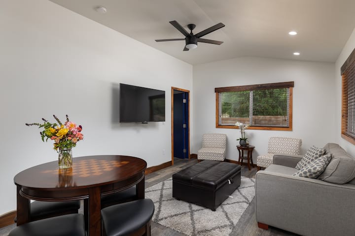 New Big Island Country Waimea Home Right In Town - Waimea, HI