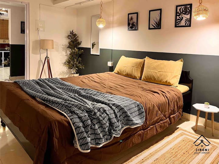 Jironi - Picturesque Boho Chic 1bhk+centre Of City - Guwahati