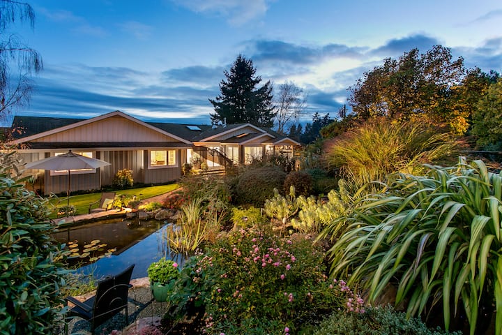 Wolfshire - Courtyard Suite - Sidney